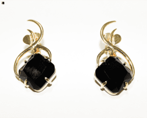 Ruby & Onyx: The Complete Guide to July Birthstones
